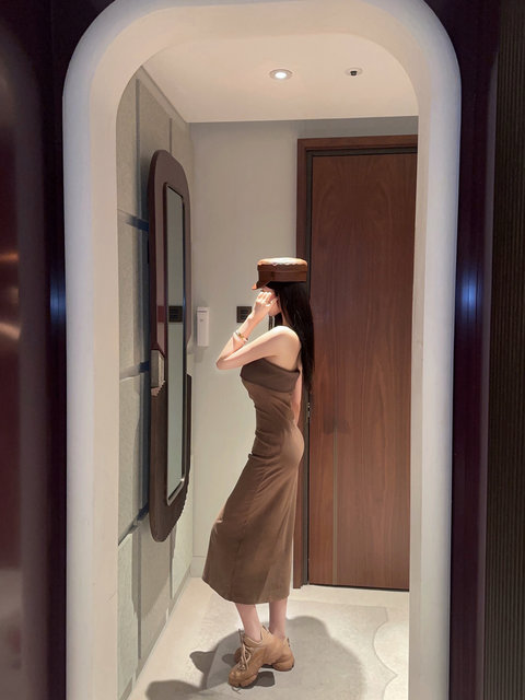 Eva Junjun Jiang's temperament, sexy and versatile slim German velvet ...