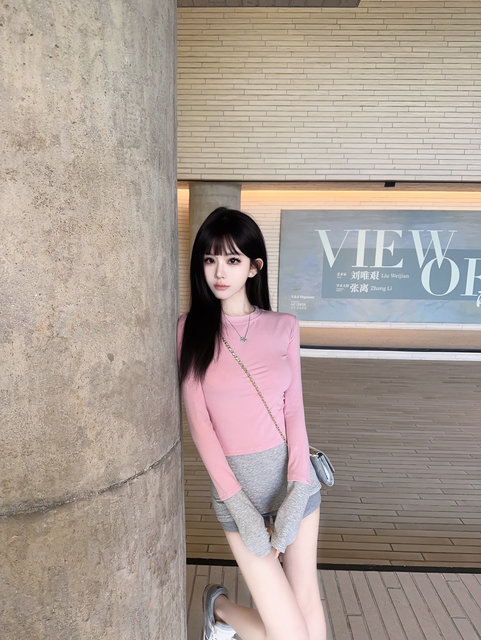 Eva Junjun Jiang hot girl sexy color-blocking long-sleeved stretch slim T-shirt for women with ...