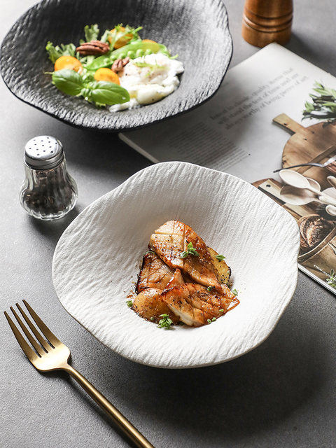 High-value ceramic irregular plate with special shape plate simple ...