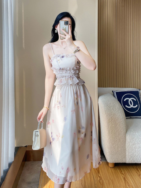 Flower skirt with a camisole and two -piece skirt for female summer new ...