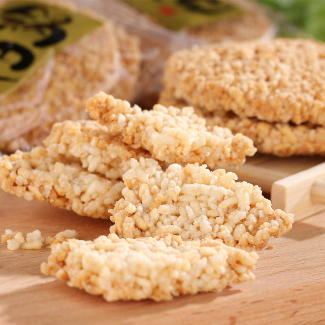 Handmade glutinous rice crispy cakes, millet crispy rice crispy snacks ...