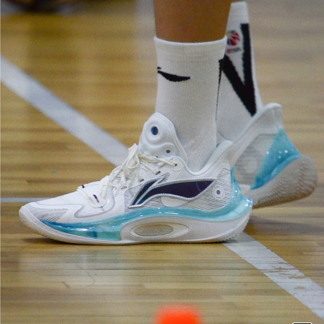 Li Ning LINING Sonic 11 technology new cushioning lightweight rebound ...