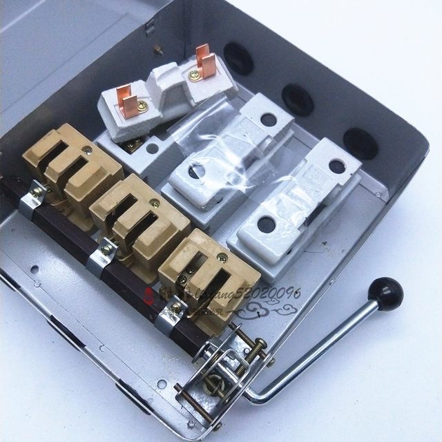 Iron shell switch HH4-60/3 three-phase three-line closed load switch ...