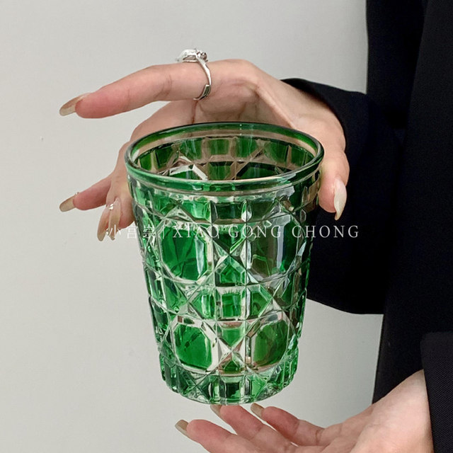 Retro rhombus emerald glass cup with high appearance, light luxury ...