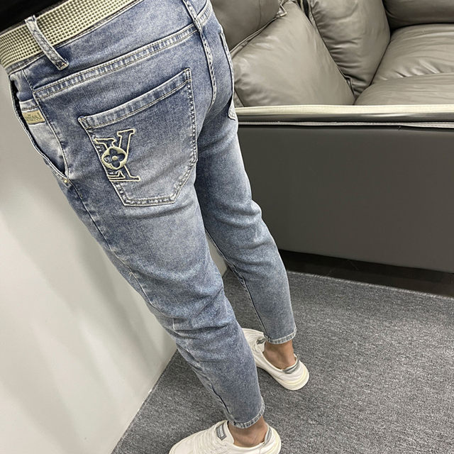 Popular diagonal pocket light blue jeans for men, micro-span, slim fit ...