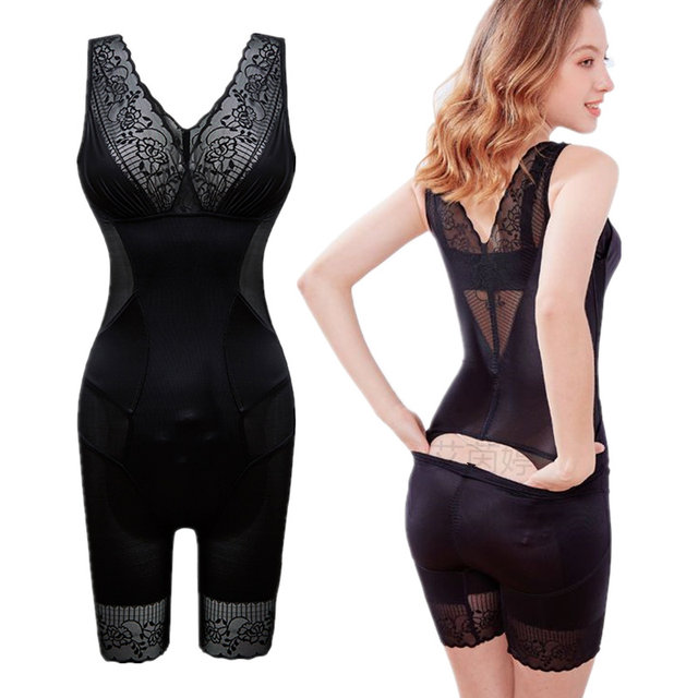 The corset is without marks, waist, belly, hips, tight body, and then ...