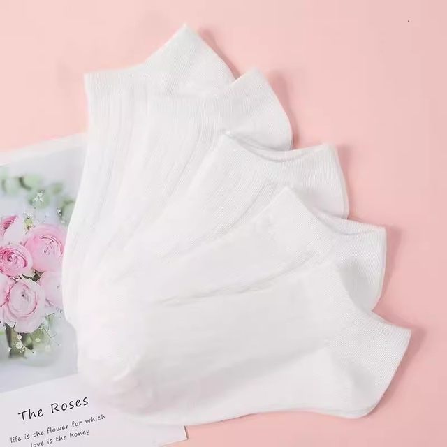 Japanese MUJ unprinted pure white socks for women in autumn thin short ...