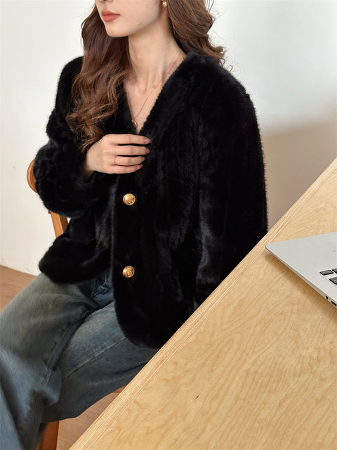 2024 New Velvet Mink Fur Coat Women's Whole Mink Pit Strip Young Short ...