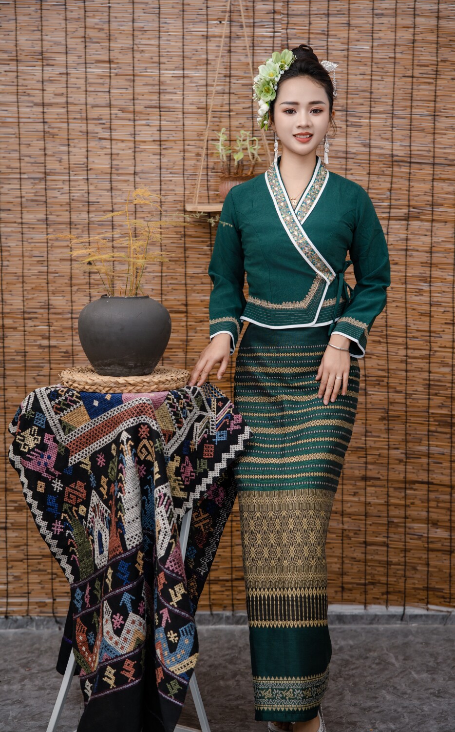 New Dai ethnic costume women's Xishuangbanna traditional suit travel ...