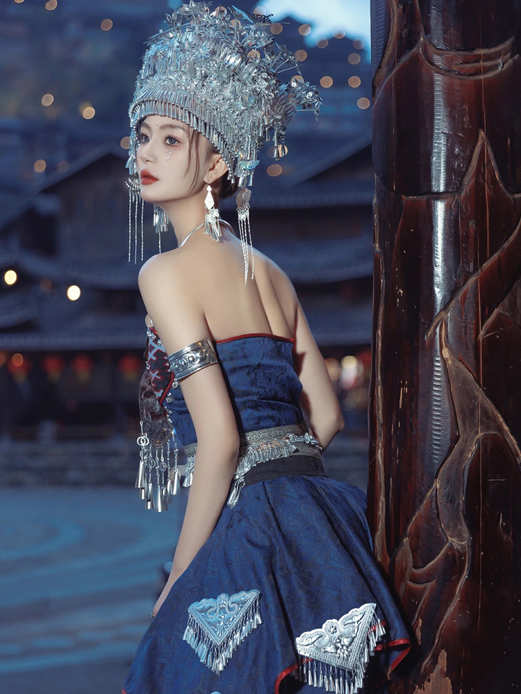 New Miao Amao costume stage performance Tujia Dai tube top dress suit ethnic style May photography