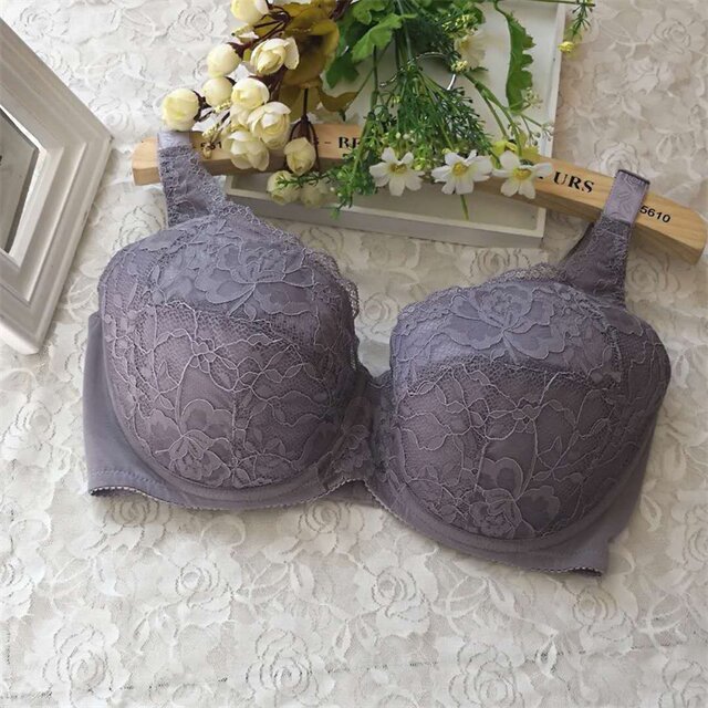 Extra -size comfortable underwear large cup shows small breasts and ...