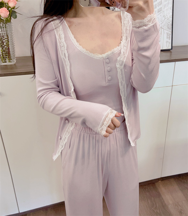 But wearing pajamas three pieces of spring and summer sweet thread ...