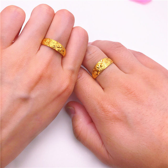Imitation of Vietnamese Sand Golden Couple Manchu Star Operation Ring ...