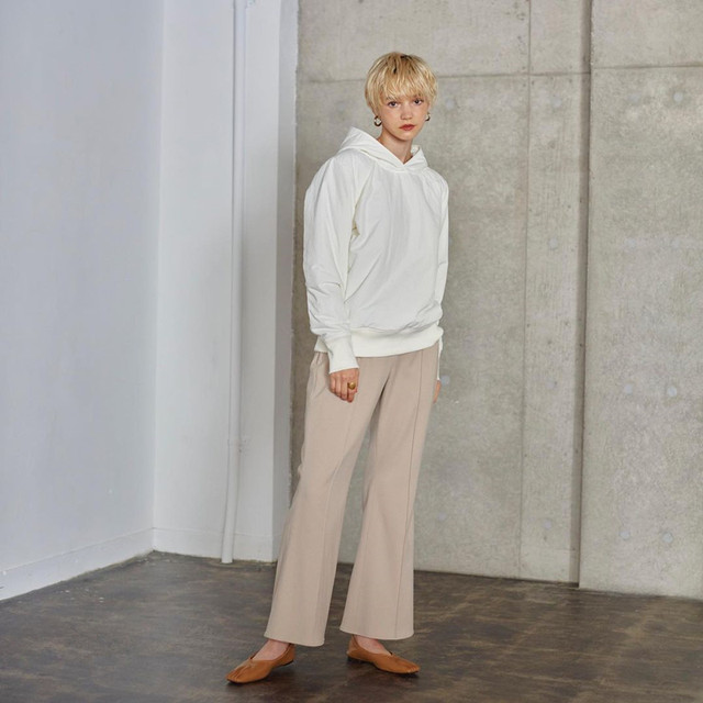 ETRE's exclusive popularity in the load folds, shallow mouth, square ...