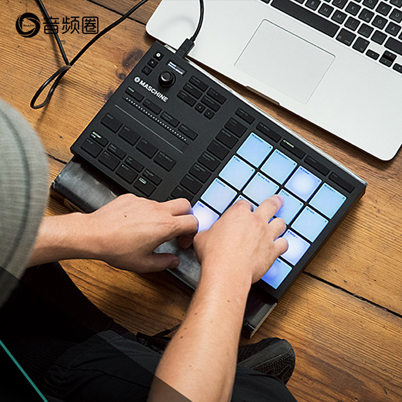 Native Instruments Maschine Mikro MK3 - Контролер за музикални падове ...