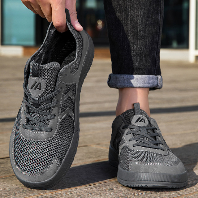 Large size wide-toe shoes in summer, large mesh breathable and anti ...