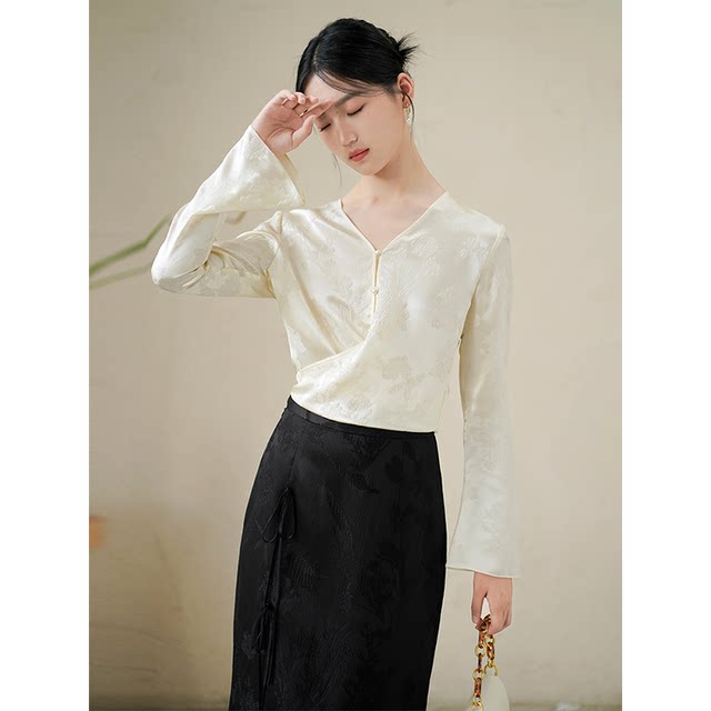 Chuchan new Chinese style top autumn new V-neck long-sleeved high-end ...