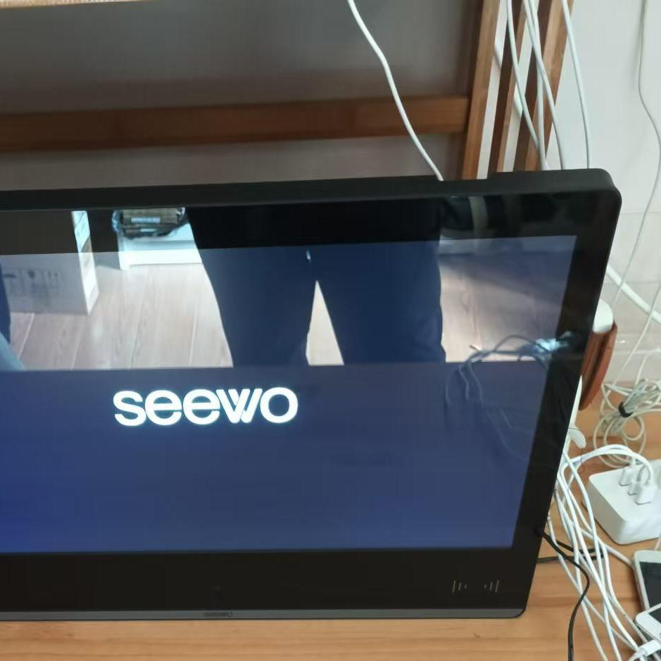 希沃智慧电子班牌SK06B 触摸式终端设备显示屏seewo智能云班牌-淘宝网