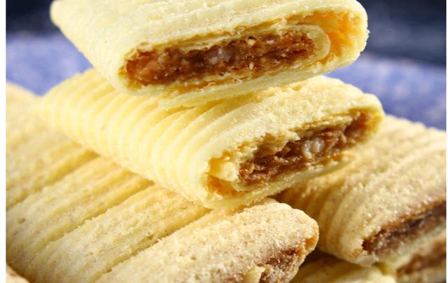 Lubin Egg Blossom Crispy 450gX2 pack Xiamen specialty peanut filling crispy egg roll snack ...