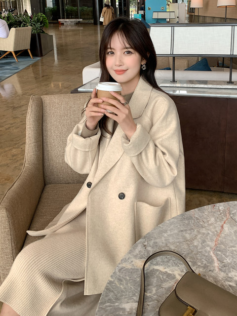 High-End Cashmere Outwear for Women Autumn and Winter 2025 New Hepburn ...