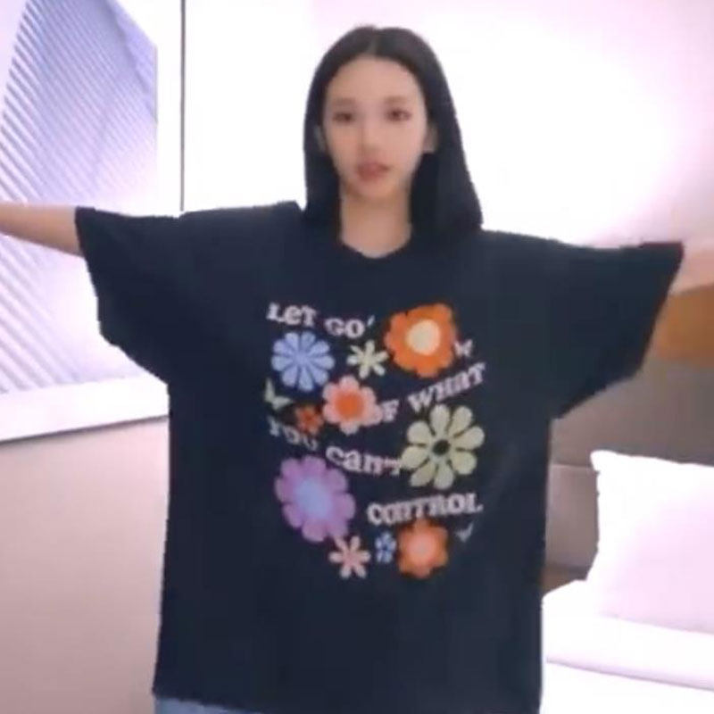 aespa concert Ryu Jimin ins same style clothes loose off-shoulder pure ...