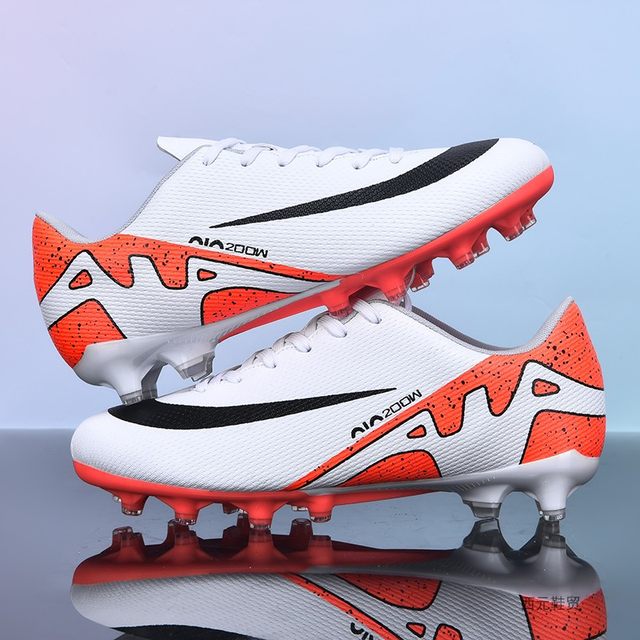 HQWEIRI Huaqiang pull-back football shoes for boys and girls, students ...