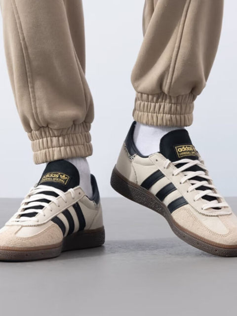 adidas Adidas Clover Men and Women HANDBALL Sports and Casual Shoes IE3698