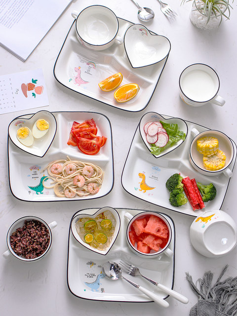 Dividing fat and dividing meal tray for household home-made breakfast ...