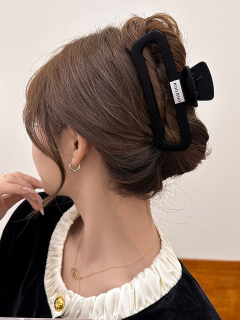 High-end letter frosted hair clip for women's hair size shark clip hair ...