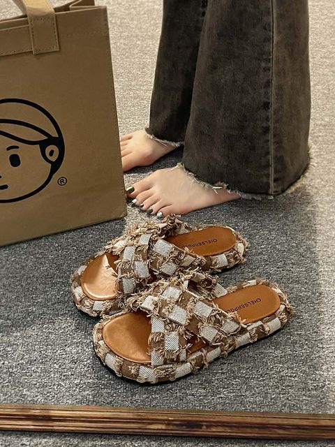 Internet celebrity slippers for women 2024 new summer hot style super ...