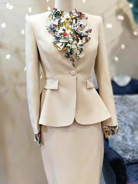 WEILIER tailor-made broadcast host clothing photogenic beige skirt ...