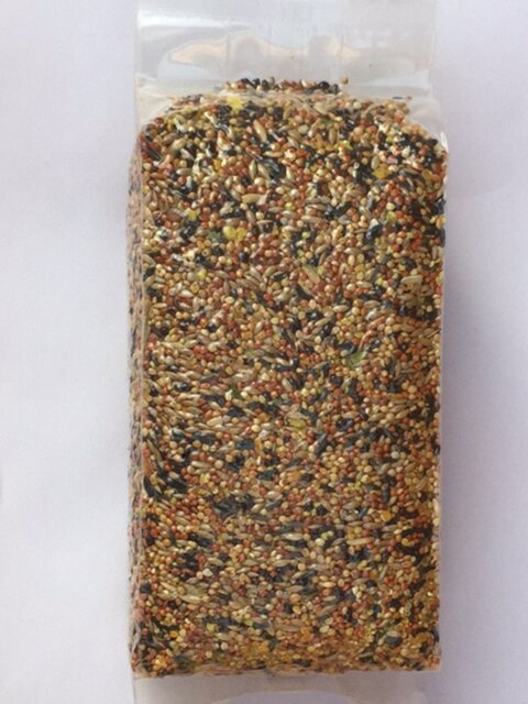 Feather-changing breeding small parrot breeding grain, egg yolk powder ...