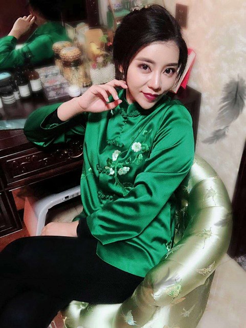 New spring clothing Chinese style embroidered retro Tang suit loose top ...