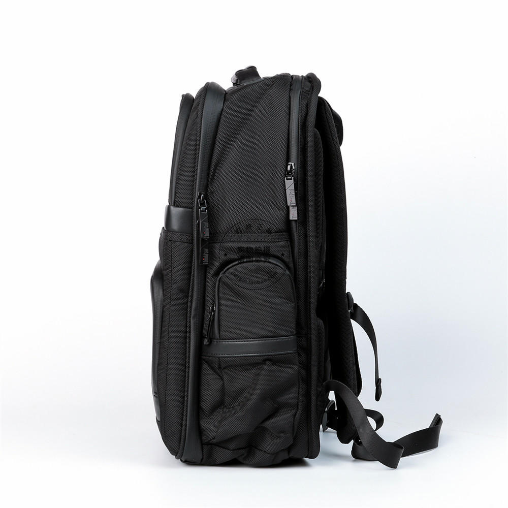 联想Thinkpad笔记本电脑双肩包高端商务休闲旅行背包大容量时尚学生书包TP800电脑包-淘宝网