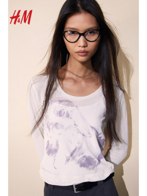HM women's T -shirts spring soft and comfortable slim -body printed low ...