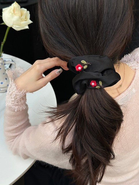 Retro embroidery Rose Large -intestine Circle head Rope Female High ...