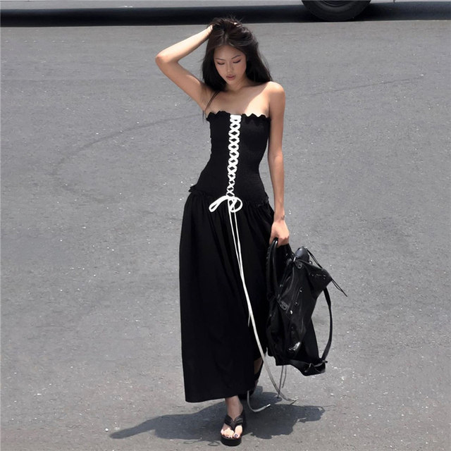 Weird girl French Hepburn style strappy contrasting color tube top ...