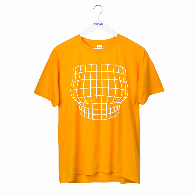 A magical T-shirt with visual trap effect, short-sleeved spoof illusion ...
