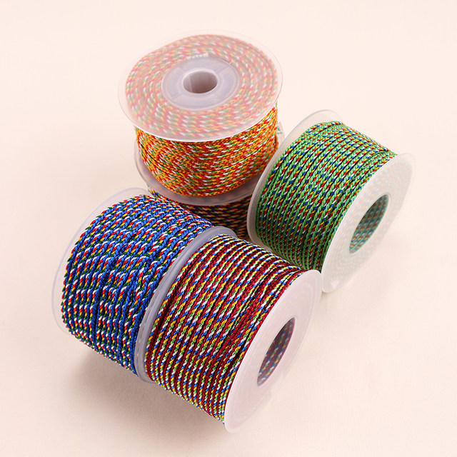 Dragon Boat Festival Graduate Children Manually compiles rope lines ...