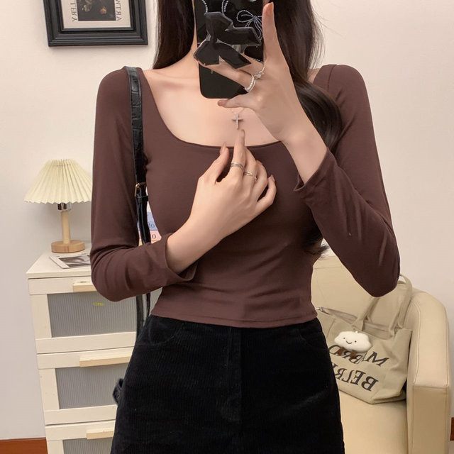 Yunfei European and American sexy spicy girl exposed long -sleeved slim t -shirt female u collar ...