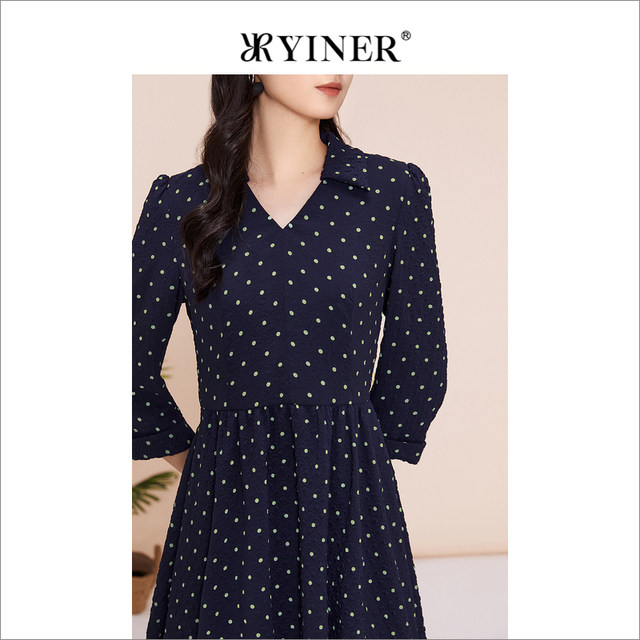 YINER specializes in women's spring French V-neck waisted three-quarter sleeve polka-dot dress