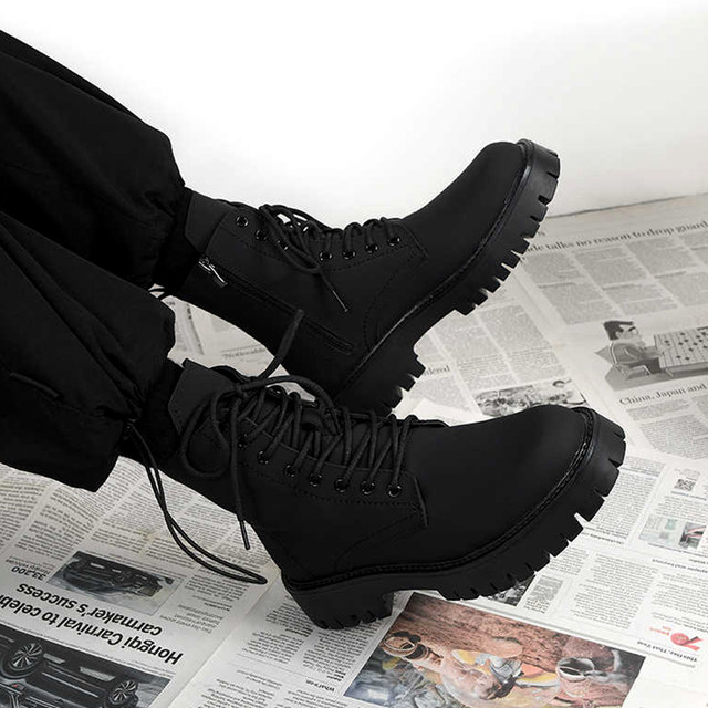 Martin Boot Men's Spring British Wind Retro Black Locomotive Press ...