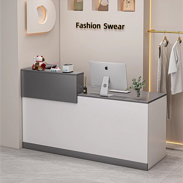 Simple and modern clothing store cashier company to receive the webbood ...