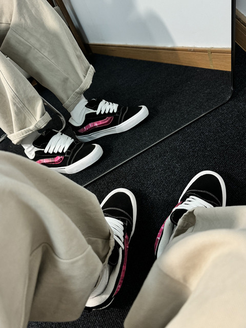 Black pink embroidered KNU SKOOL bread shoes suede splicing men and ...