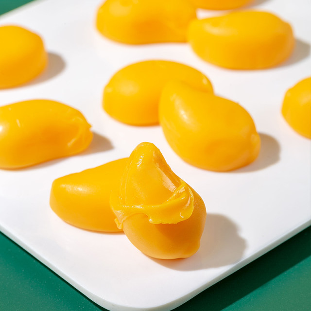 50% Juice Peeled Mango Gummy Candy Gum Candy