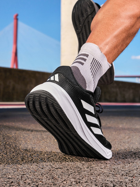 RESPONSE free running mesh running sneakers men adidas official IH6007