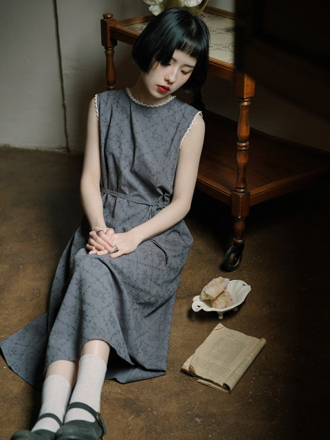 However, the Gentle Breeze-Style Retro Sleeveless French Rose Gray ...