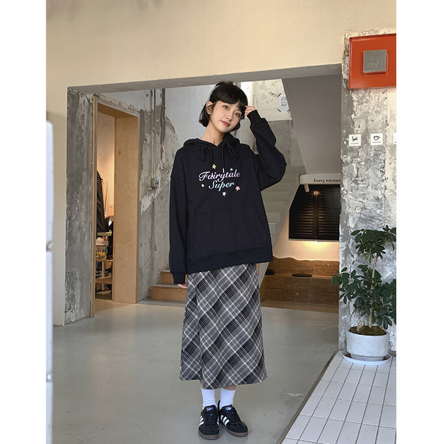 Loyal Dog Little Baba -shaped self -made A -shaped skirt Female spring ...