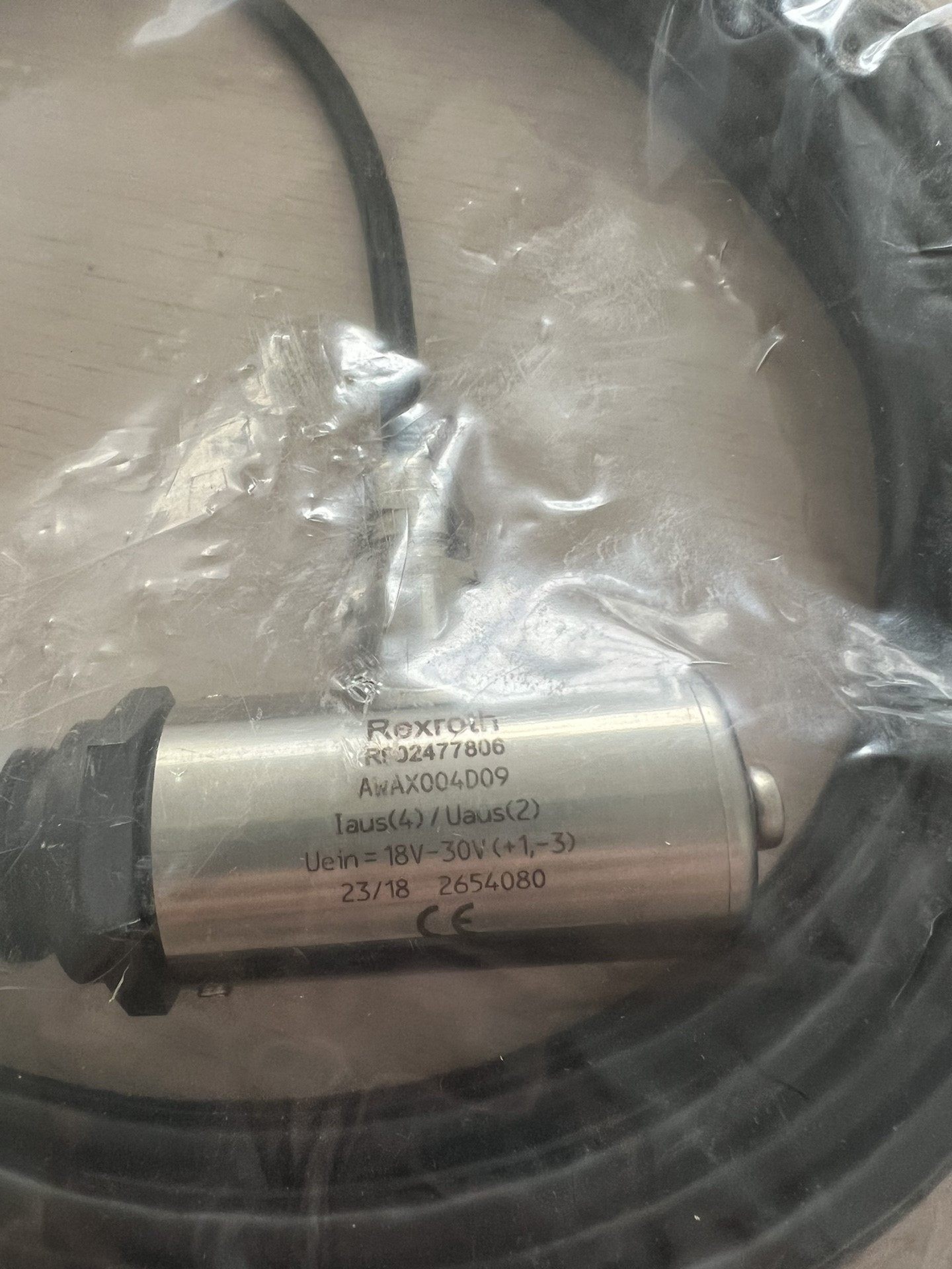 Rexroth hydraulic oil pump position sensor R902477806 negotiation