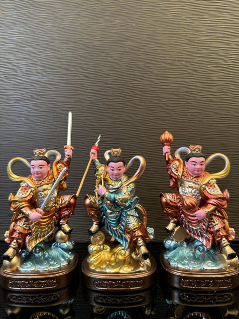 The statue of the third prince of Nezha Jinzha Muzha resin pedal ...